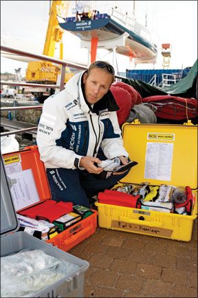 Medical Kits for Offshore Cruising - Practical Sailor