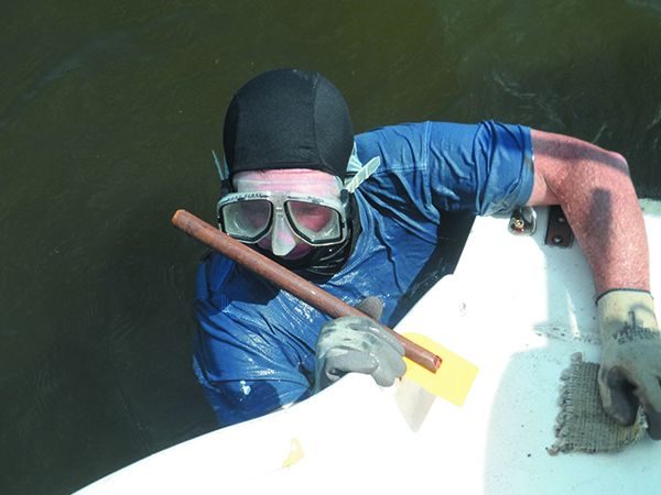 Staying Safe While Working Underwater - Practical Sailor