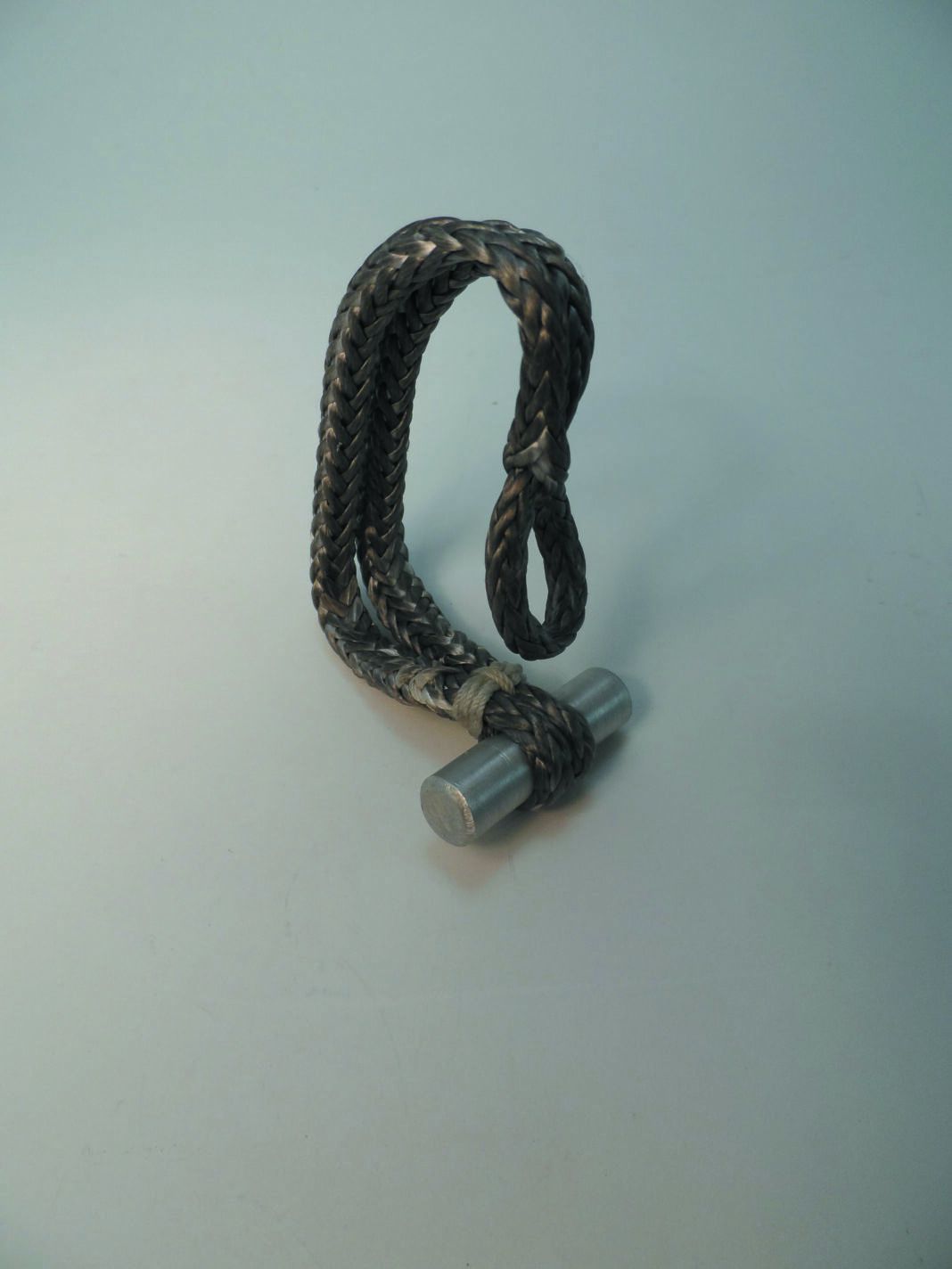 Testing the DIY Dog Bone Shackle - Practical Sailor